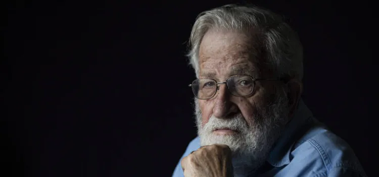 Noam Chomsky'nin hayatını kaybettiği iddiası - Teyit